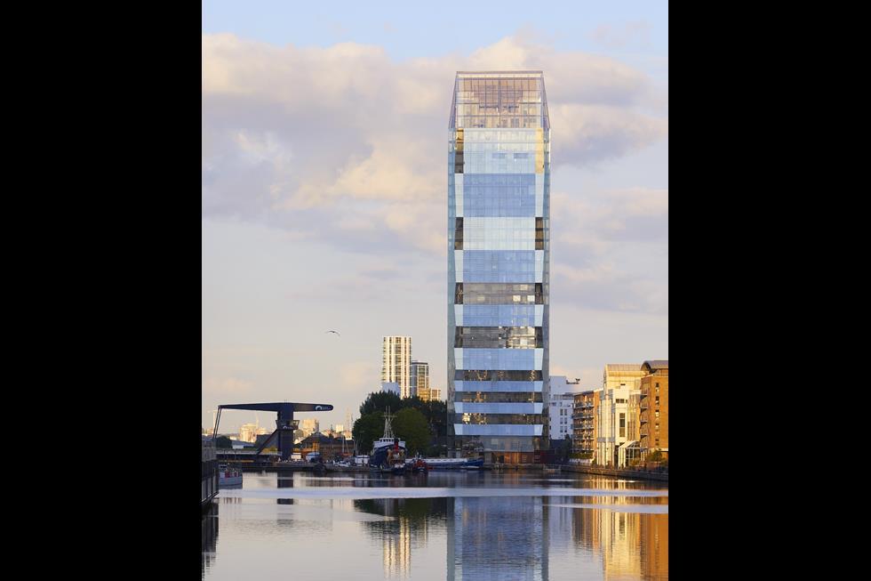 Simpson Haugh's Dollar Bay flats complete | News | Building Design